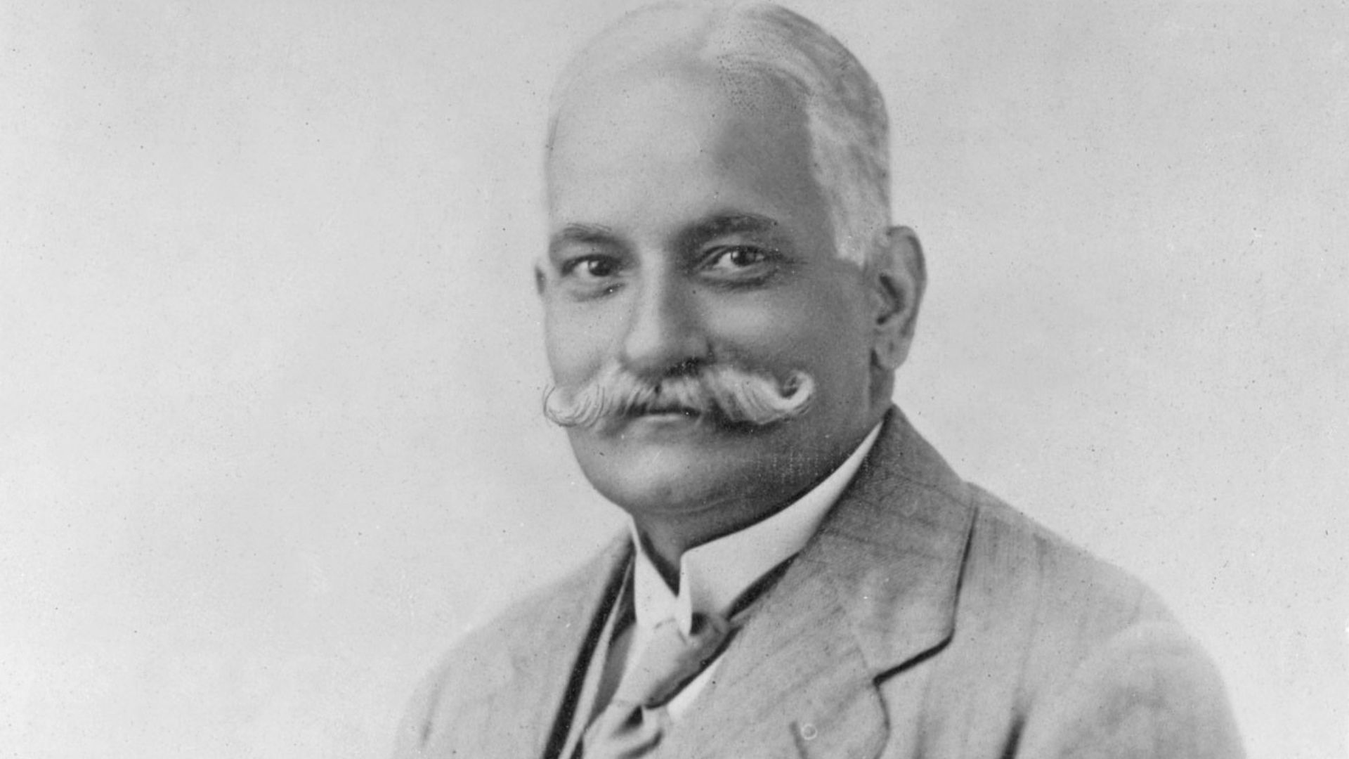 Shri Motilal Nehru - Subharti Blog